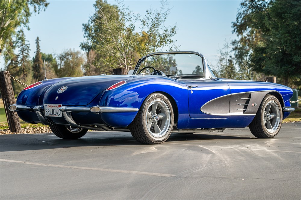 1960 Chevrolet Corvette Restomod available for Auction | AutoHunter.com ...
